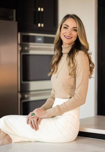 Tiffany Johnson - South Tulsa - Chinowth & Cohen